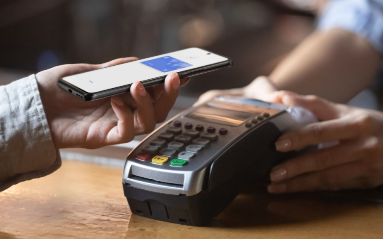 NFC (Near-Field Communication): How it Works on your Smartphone ...