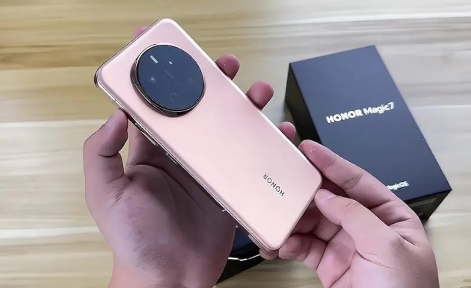 Honor Magic7 Review: Flagship Power with 3D Facial Biometrics
