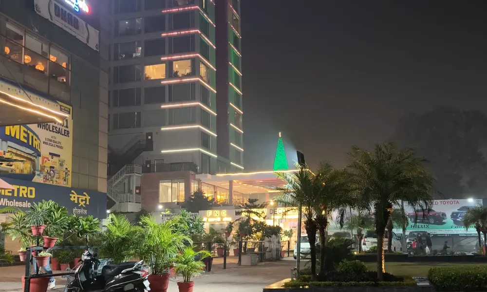 OnePlus Ace 5 Racing Review: Can It Beat Other Gaming Phones?